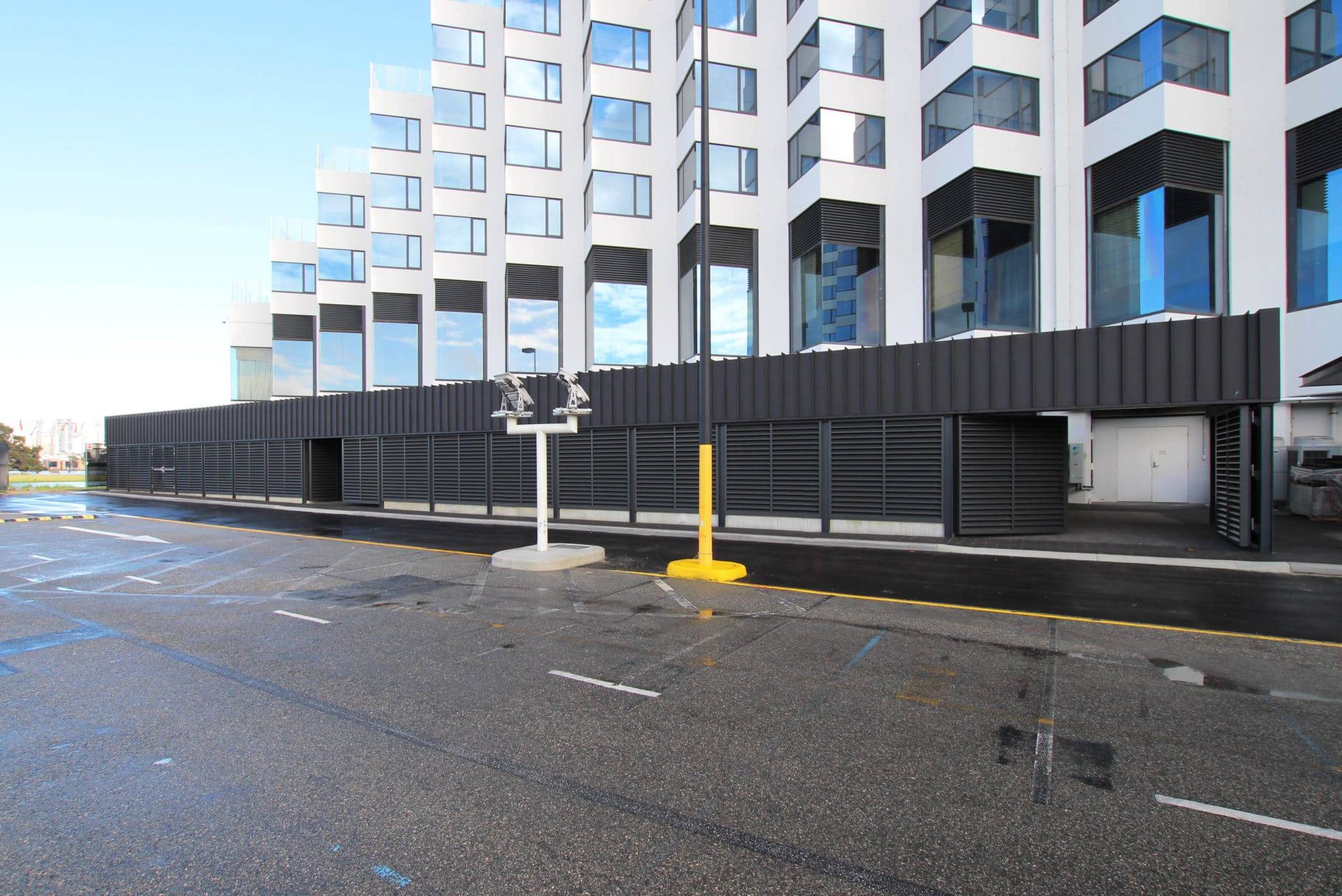 Crown Metropol Water Tank House Construction | Swan Group