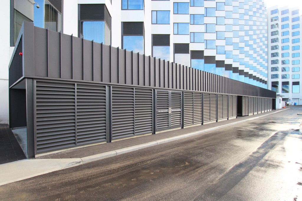 Crown Metropol Water Tank House Construction | Swan Group