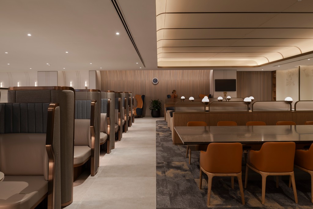 Singapore Airlines SilverKris Lounge | Swan Group